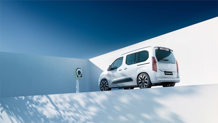 Explore Features | Combo Life Electric | Vauxhall