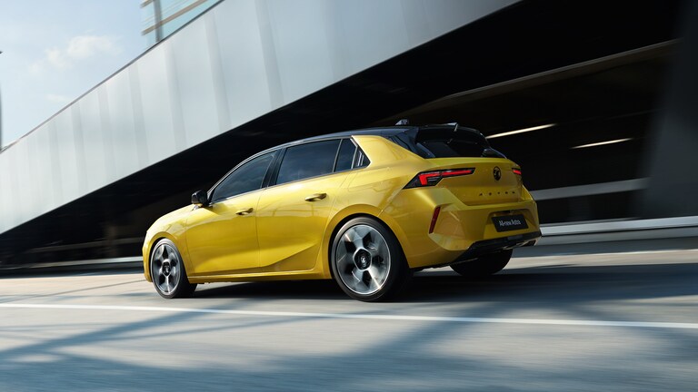 Astra Hybrid | Plug-In Hybrid | Vauxhall