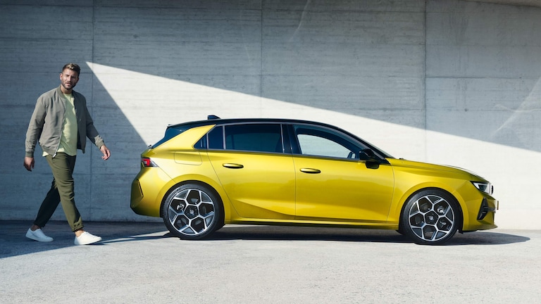 Astra Hybrid | Plug-In Hybrid | Vauxhall